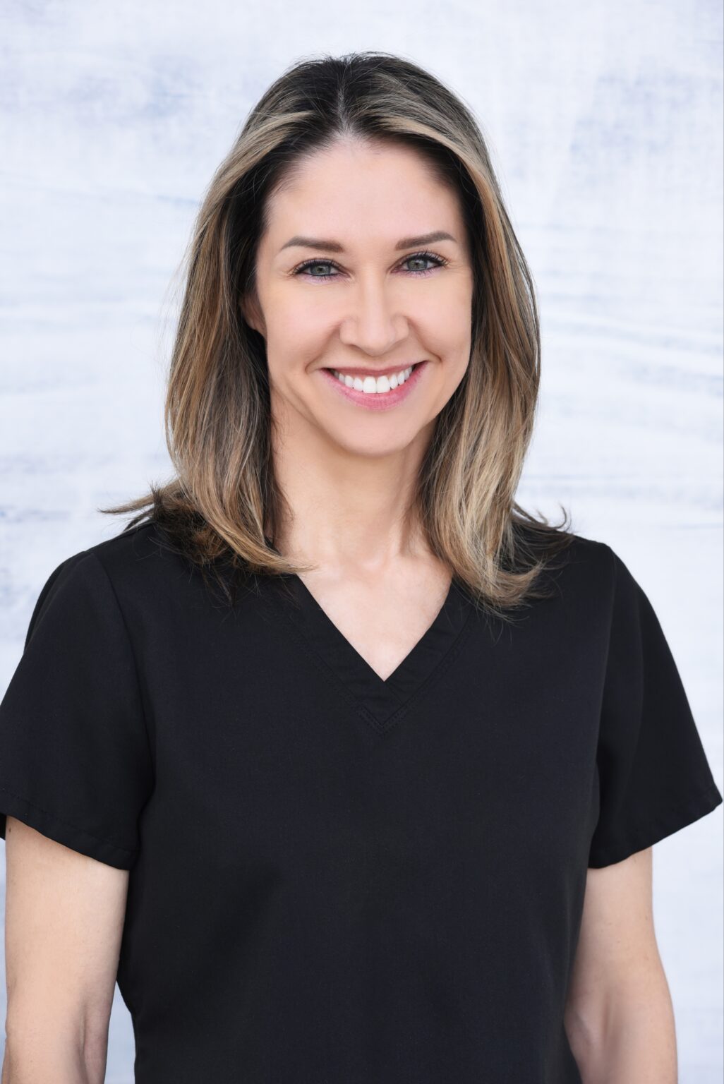 Irvine Dentist – Dr. Colin Suzman, BDS, DDS